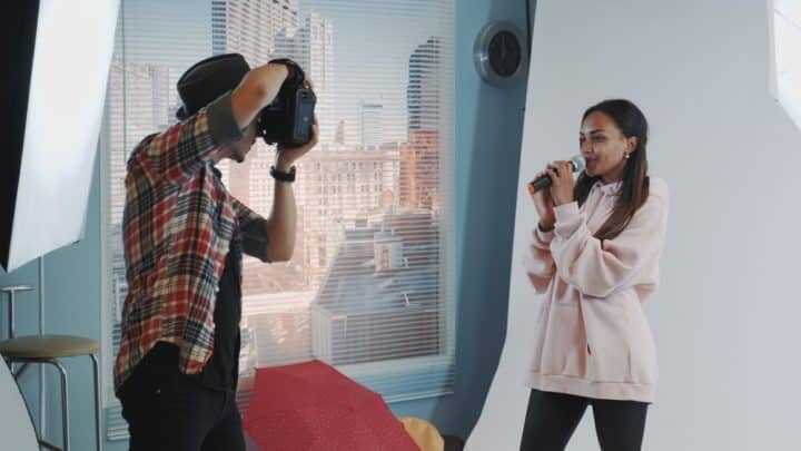 How to Sing High Notes Softly - Music Grotto