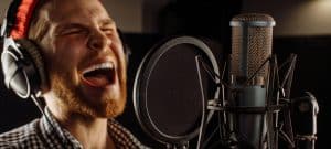 Vocal Warm Up (Try This Simple 5 Minute Routine!) | Music Grotto