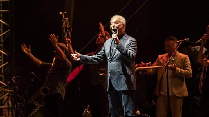 Tom Jones Facts: Interesting Things You May Not Know - MG