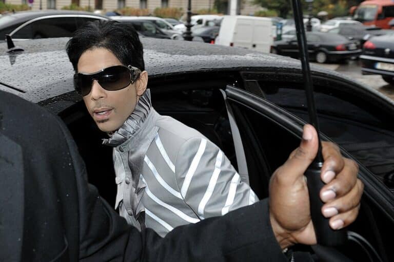 32 Prince Facts: Insight Into The Legendary Artist's Life - MG