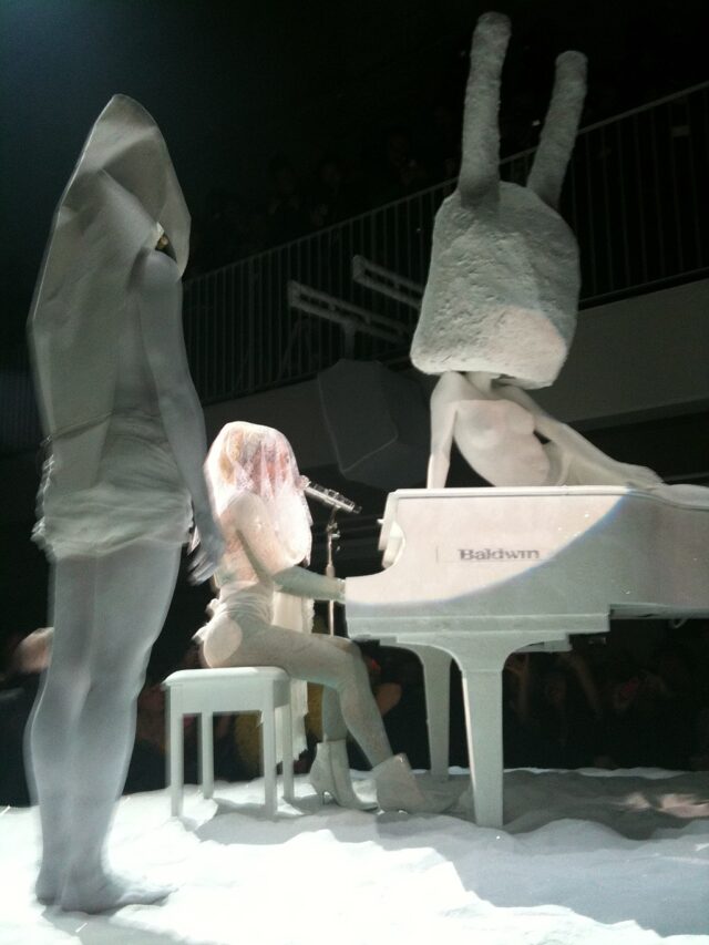 Lady Gaga Facts: Interesting Things You May Not Know - MG
